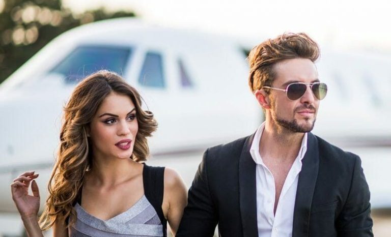 Comment Devenir Riche Rapidement en 2025 ? 10+ Méthodes